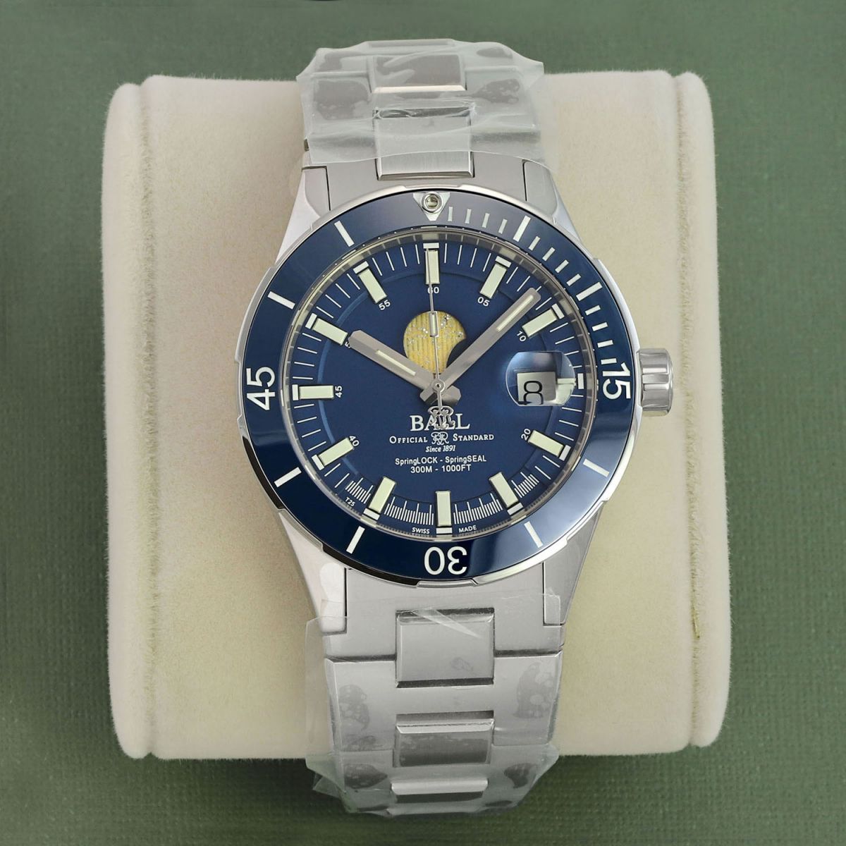 Pre-owned Ball Watch Roadmaster Challenger Moonphase 40mm DM3130B-S13J-BE